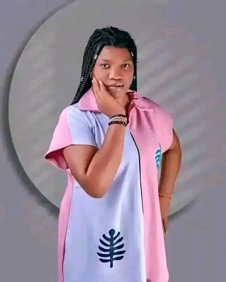 Tragic Discovery : Unidentified Young Woman Found Dead in Gutter ...